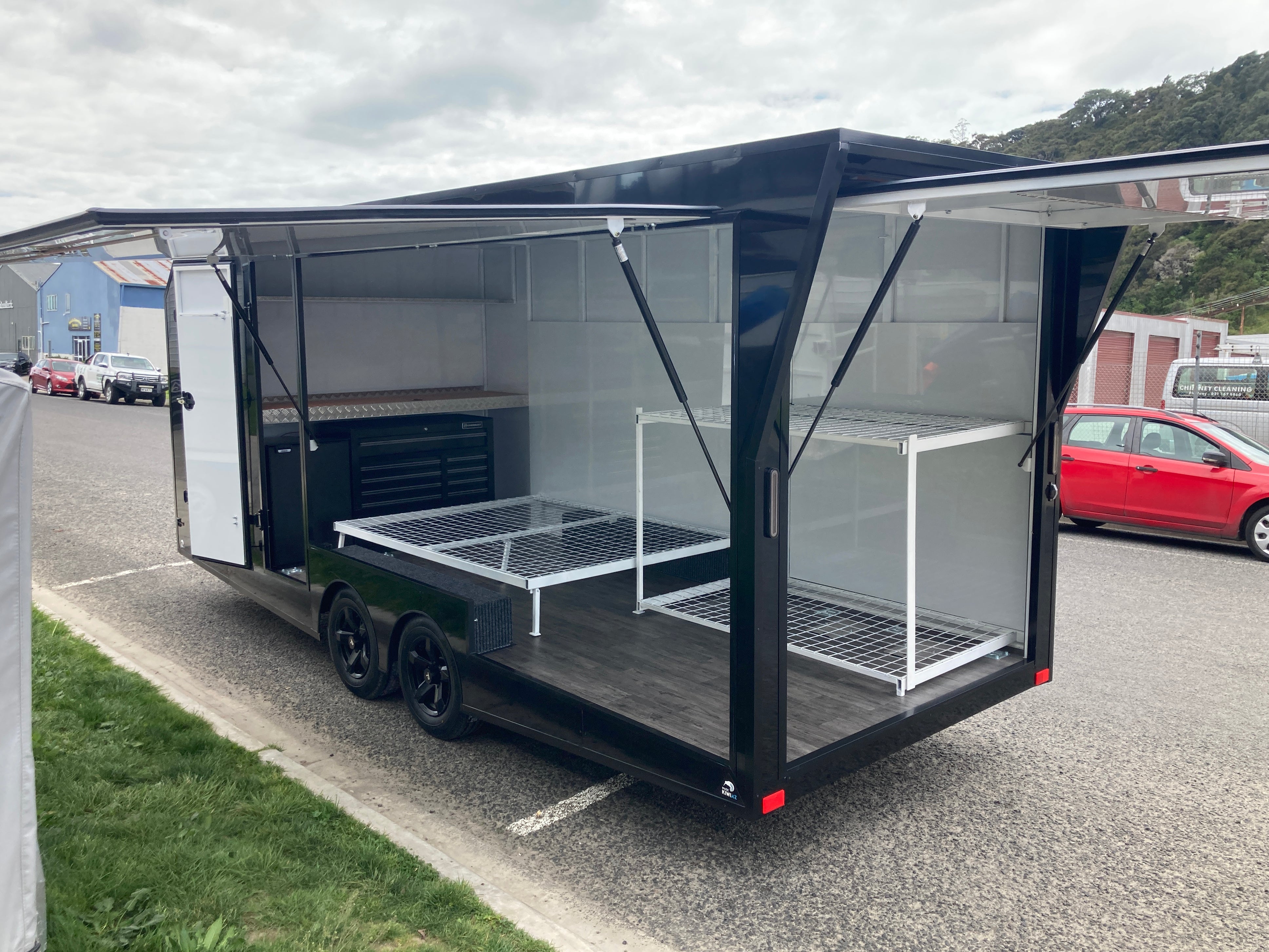 KSB616 Boat Trailer - Braked - Boat size 6 - 6.5 metres – KiwiAz Trailers